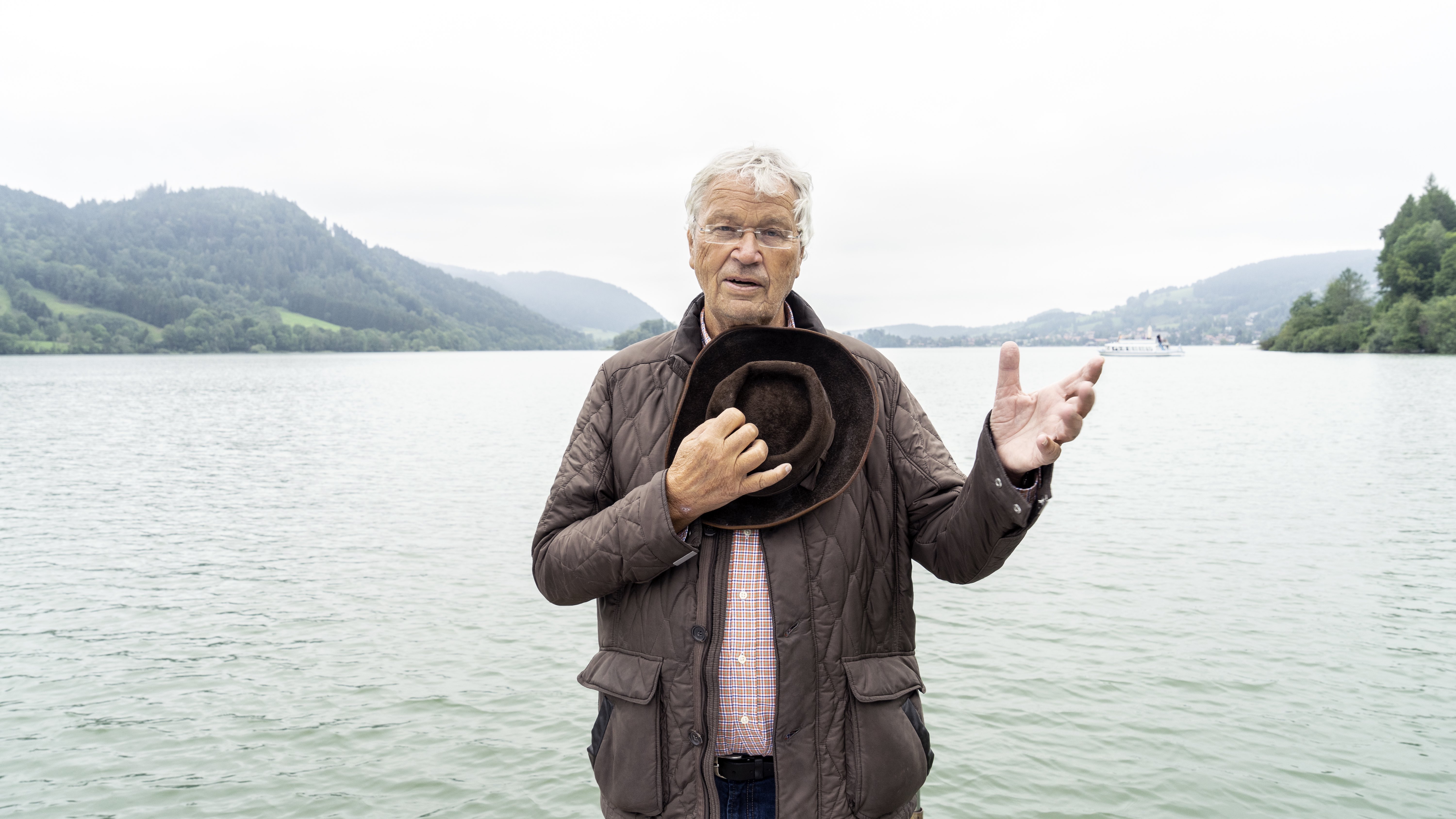 Gerhard Polt: "Die Vroni aus Kawasaki" - Eine japanische Soap mit ...