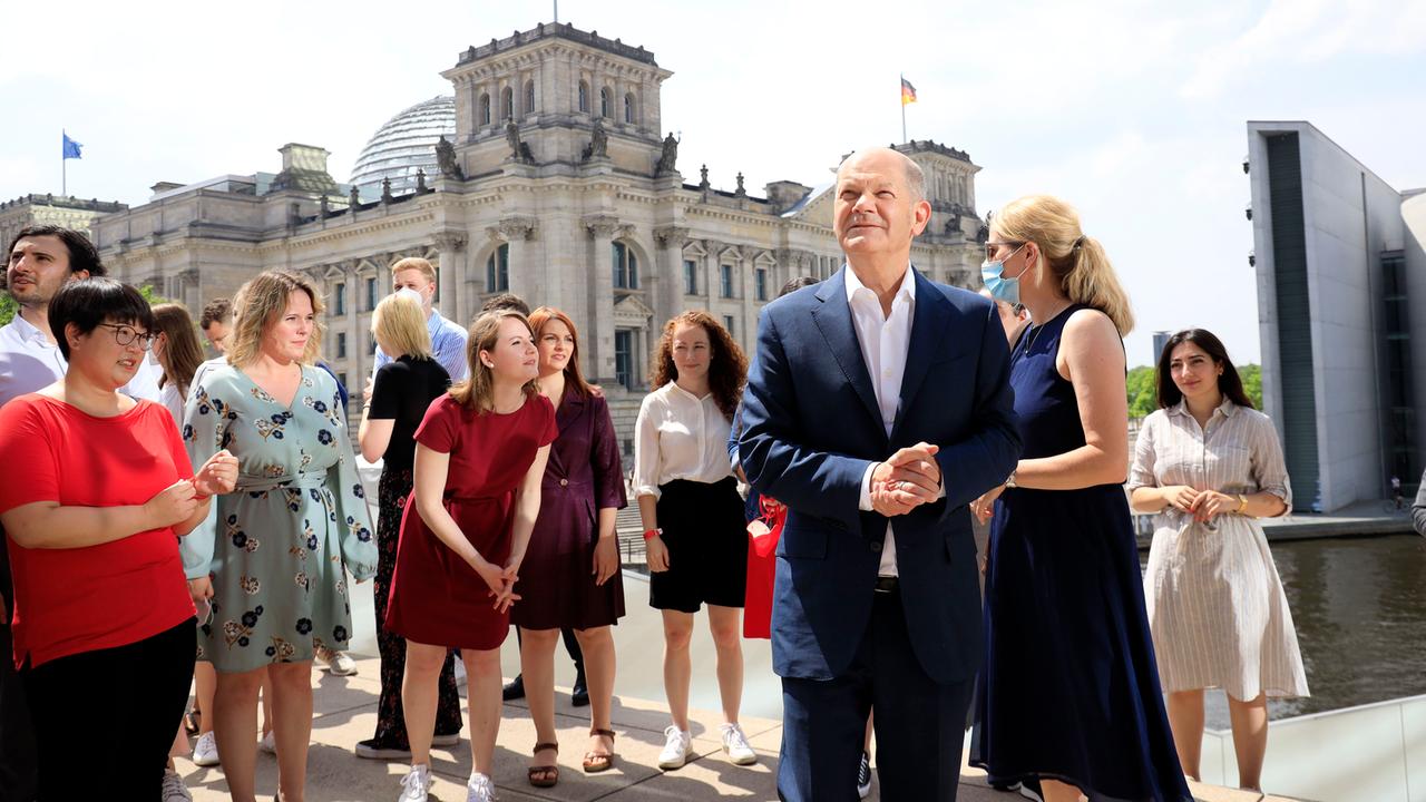 Junge Abgeordnete im Bundestag - "Mein Leben hat sich komplett ...