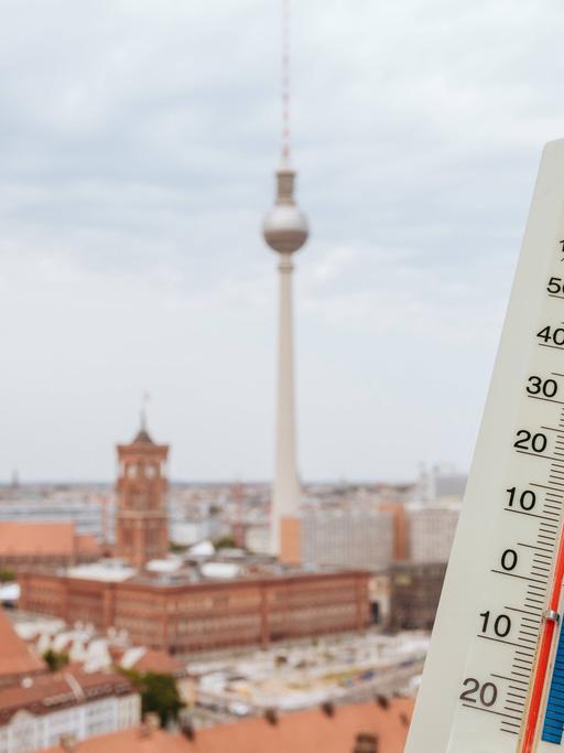 Maßnahmen bei Hitzewellen - Wie Hitzeaktionspläne bei Extremwetter ...