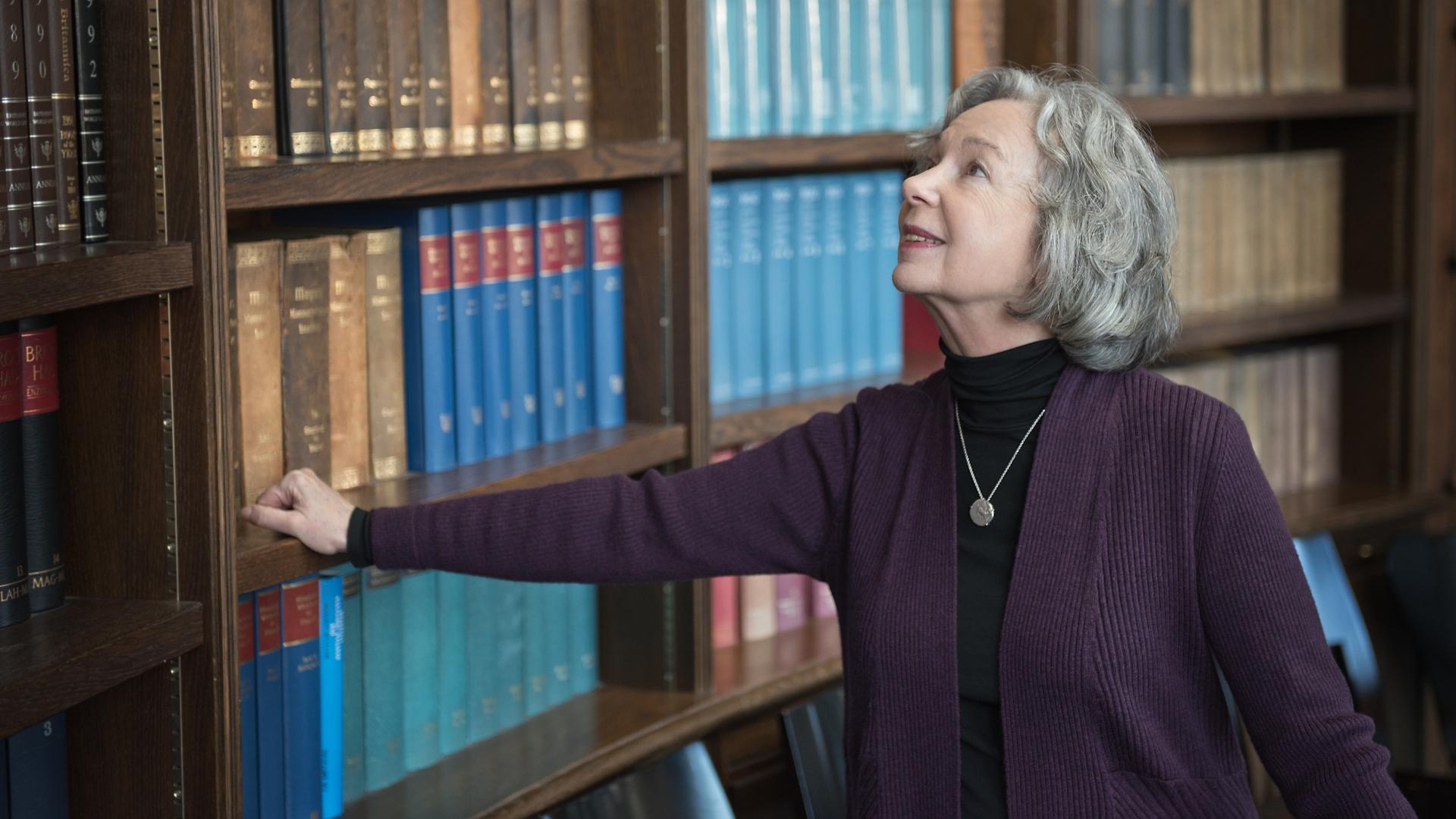 Ulla Hahn über "Tage in Vitopia" - Eine leichte Utopie ...