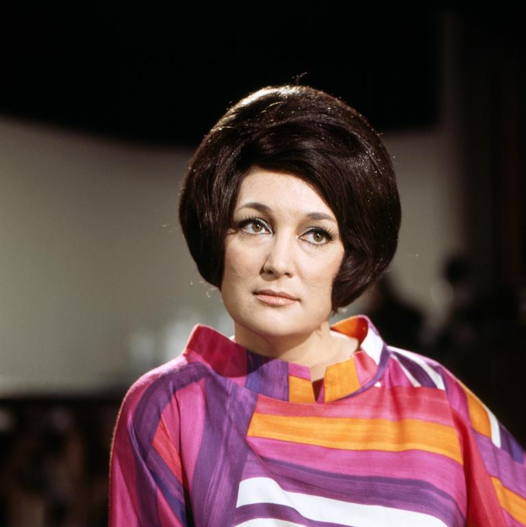 Opernsängerin Edda Moser - "Musik, dass die Menschen sich umarmt fühlen ...