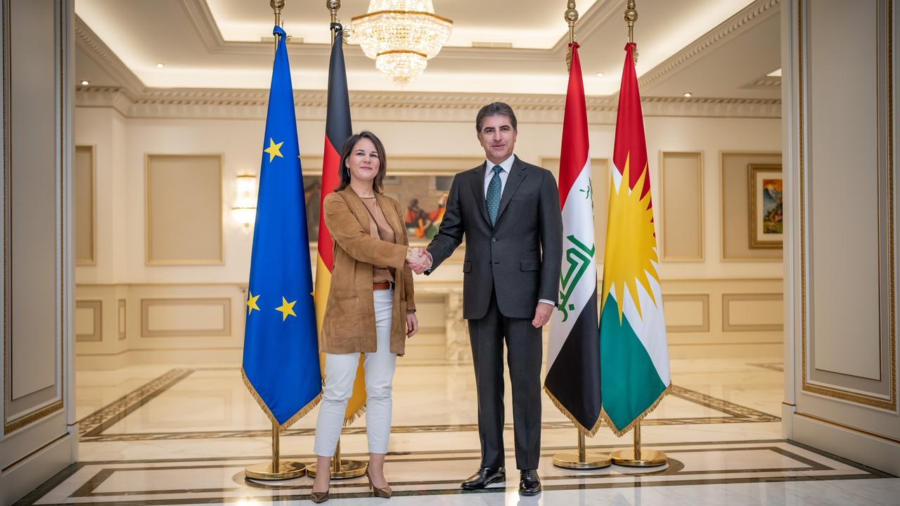 Treffen in Erbil - Baerbock sichert Kurden im Irak Hilfe bei Rückkehr ...