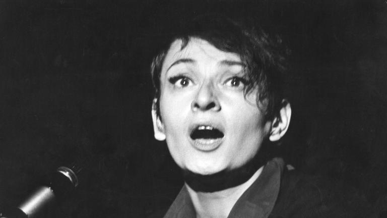 Todestag der Chanson-Sängerin vor 25 Jahren - Barbara - mit Musik in ...