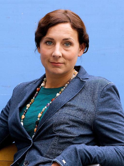 Juli Zeh/Simon Urban: "Zwischen Welten" - Wie die Politik in private ...