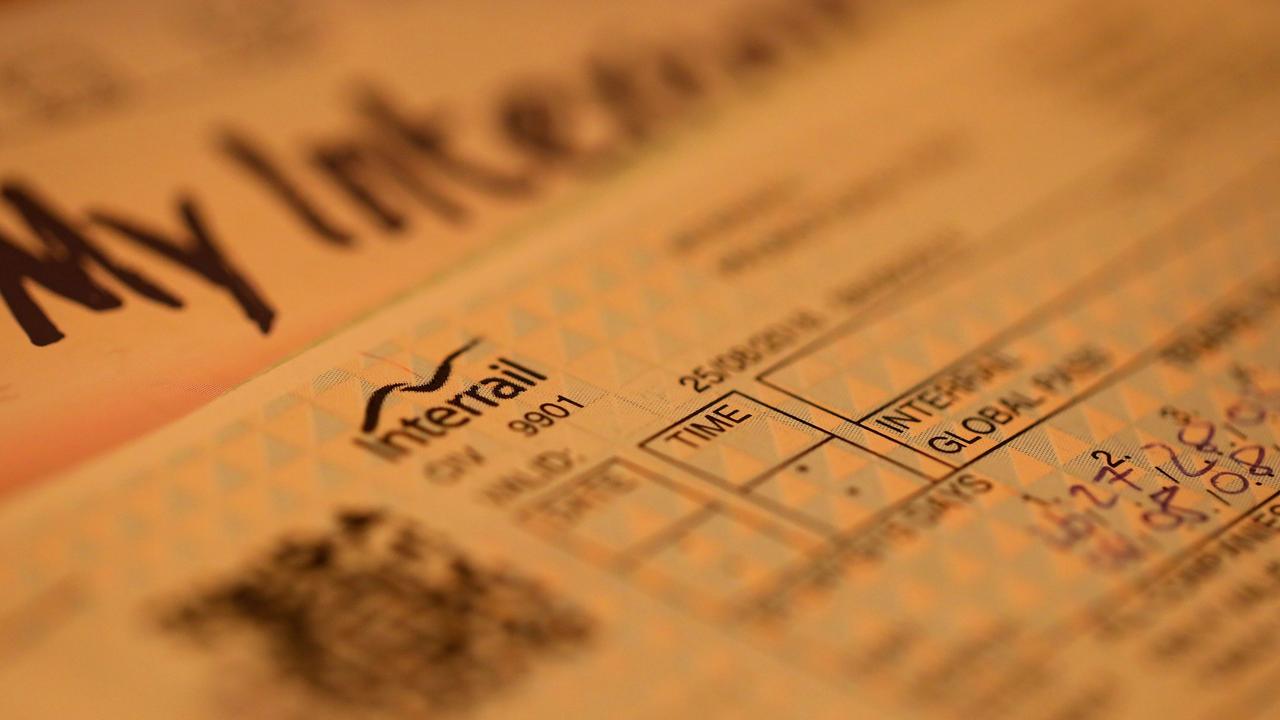 Alex Rühle: "Europa - wo bist du?" - Per Interrail auf der Suche nach ...