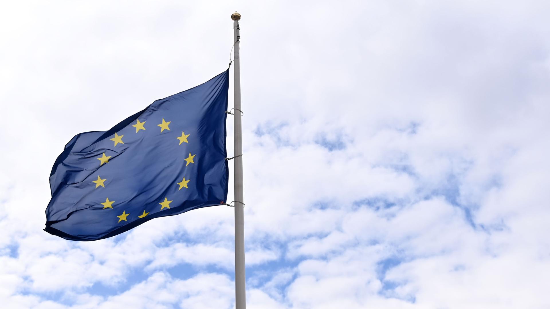 Energiepaket der EU-Kommission - Mit Preisdeckel Zufallsgewinne abschöpfen