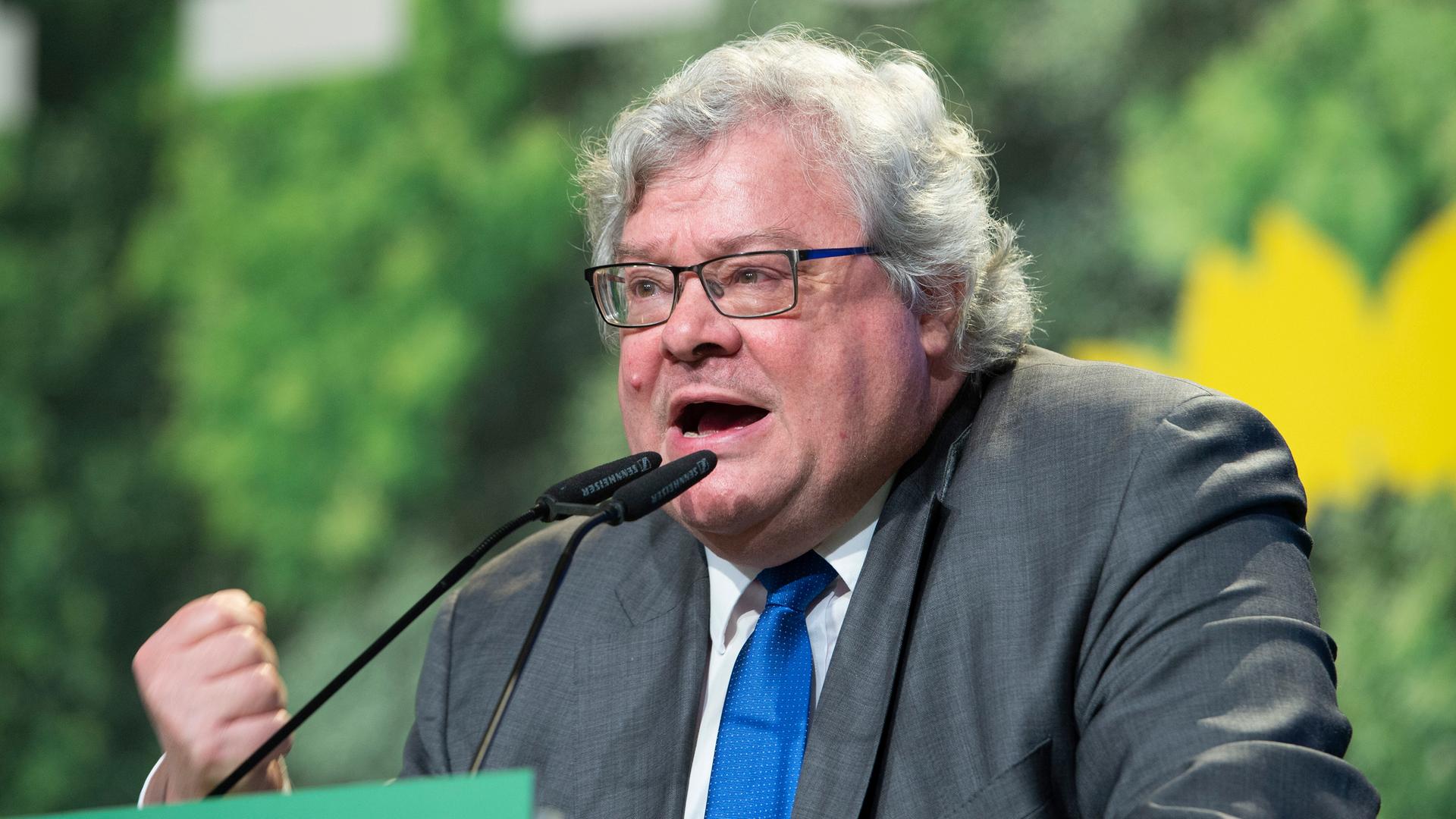 „Wir sollten Ukraine Mittel zur Selbstverteidigung geben ...