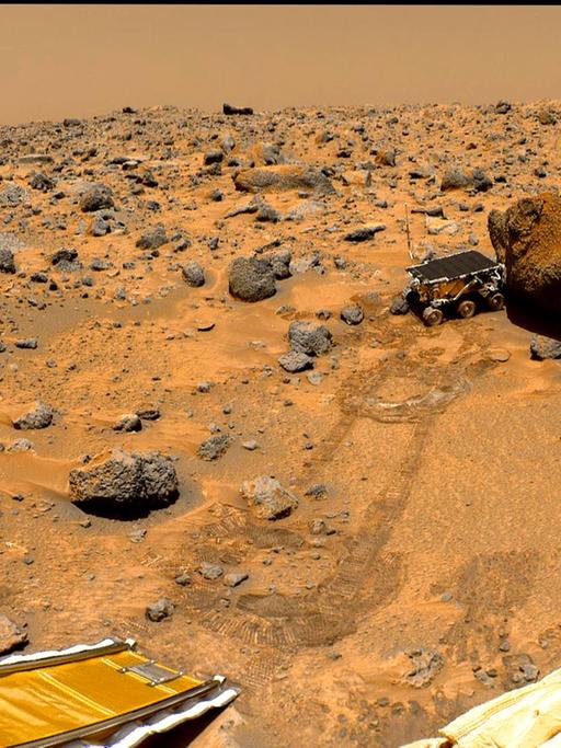 Roter Planet strahlt am Himmel - Tödliches Traumziel Mars | deutschlandfunk.de