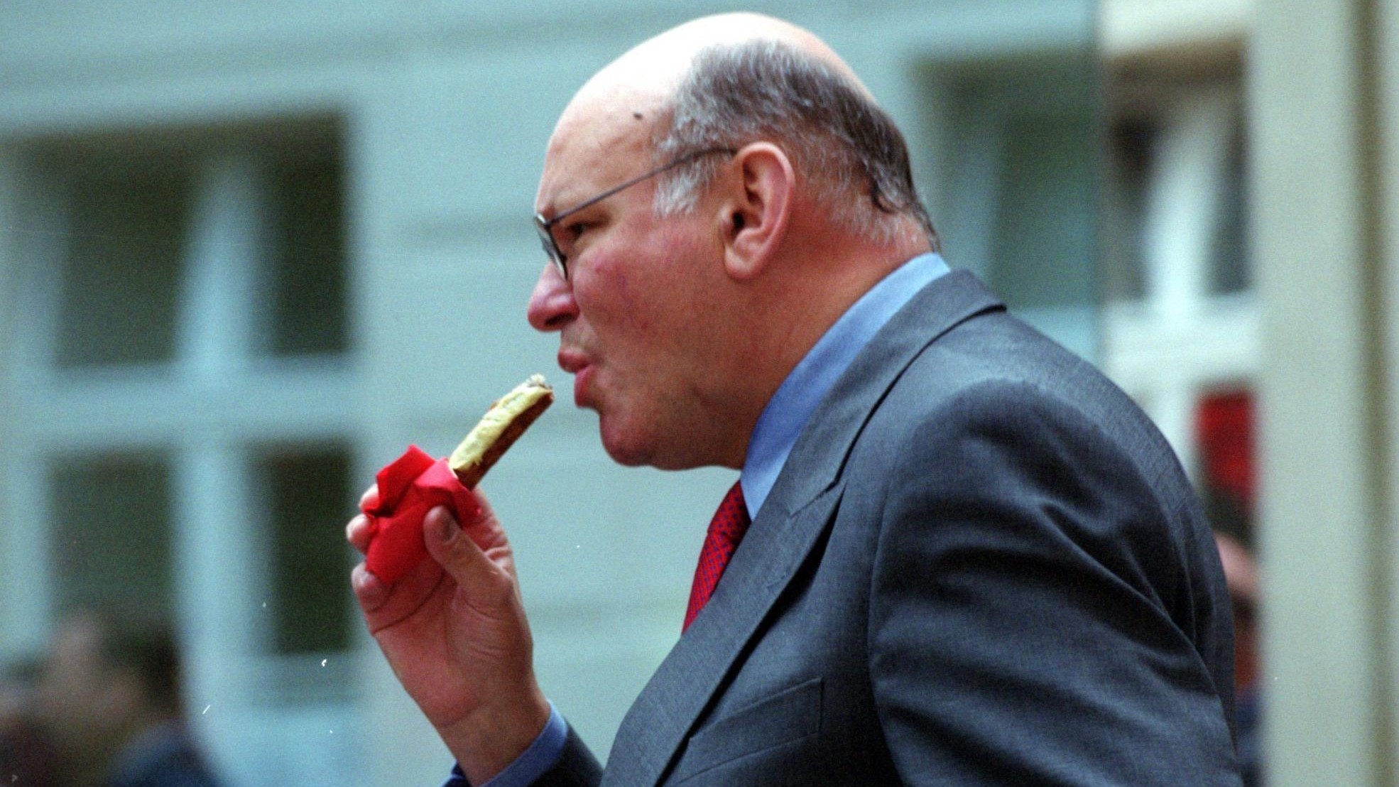 Philipp Manow: "Die zentralen Nebensächlichkeiten..." - "Wie Politiker ...