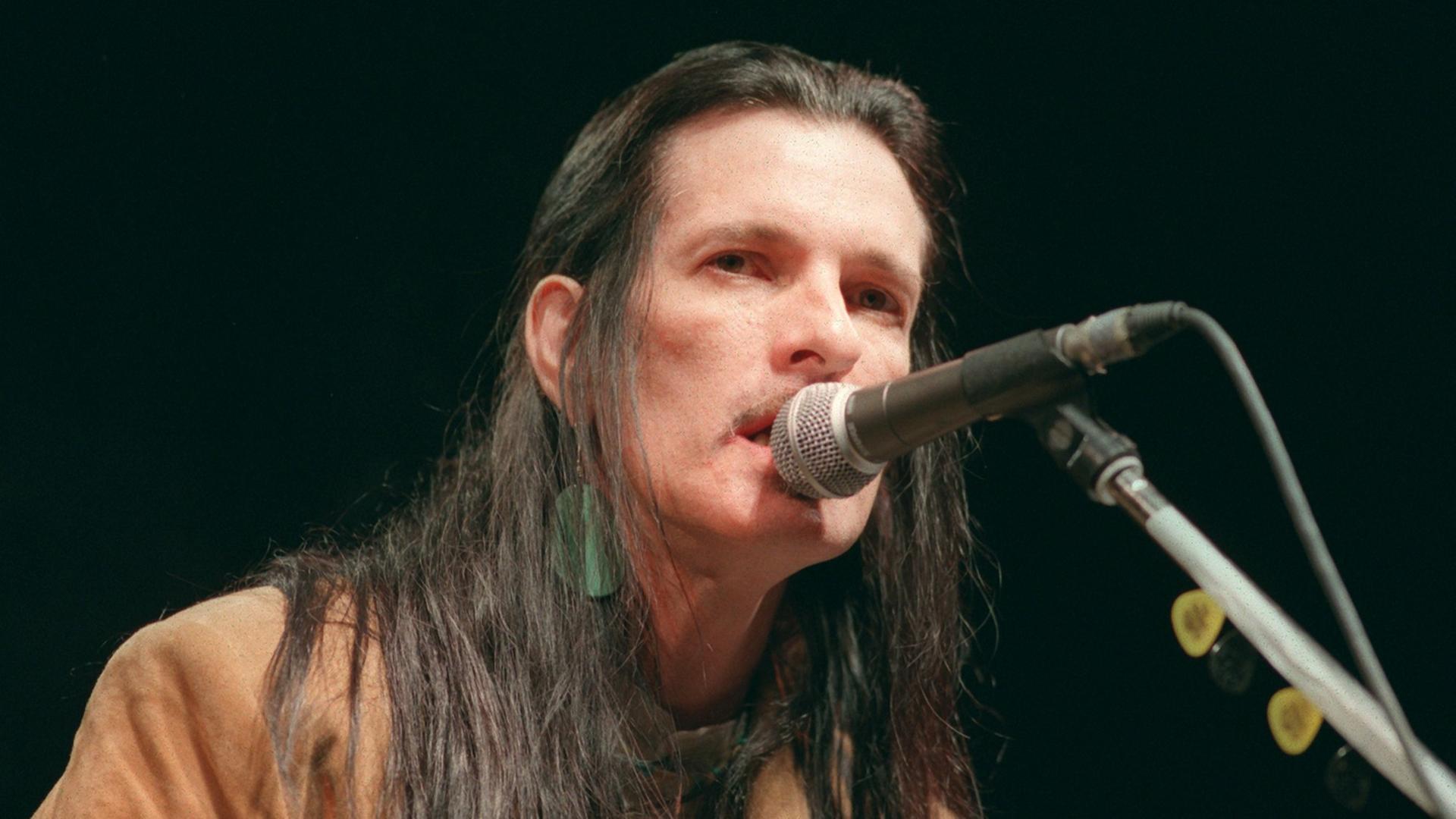 Museumsplatz Bonn - Willy DeVille & Mink DeVille Band | deutschlandfunk.de