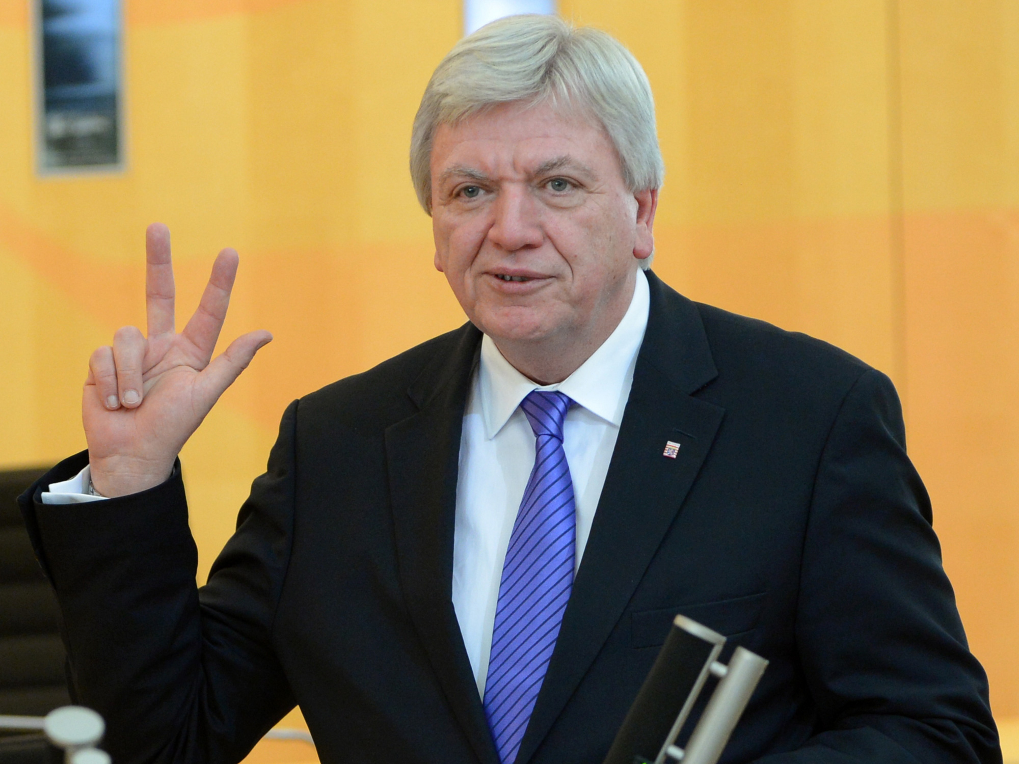 Hessen - Bouffier als Ministerpräsident wiedergewählt