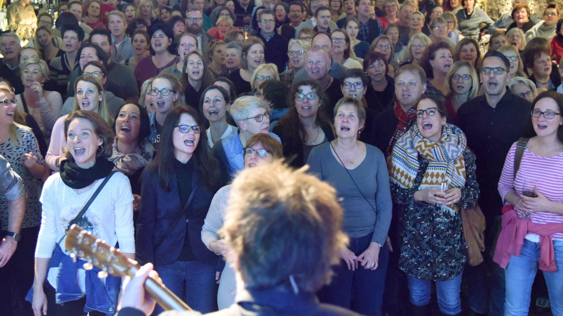Die Kraft des Gesangs - „Was singt mir, der ich höre in meinem Körper ... Die Kraft des Gesangs - „Was singt mir, der ich höre in meinem Körper ...