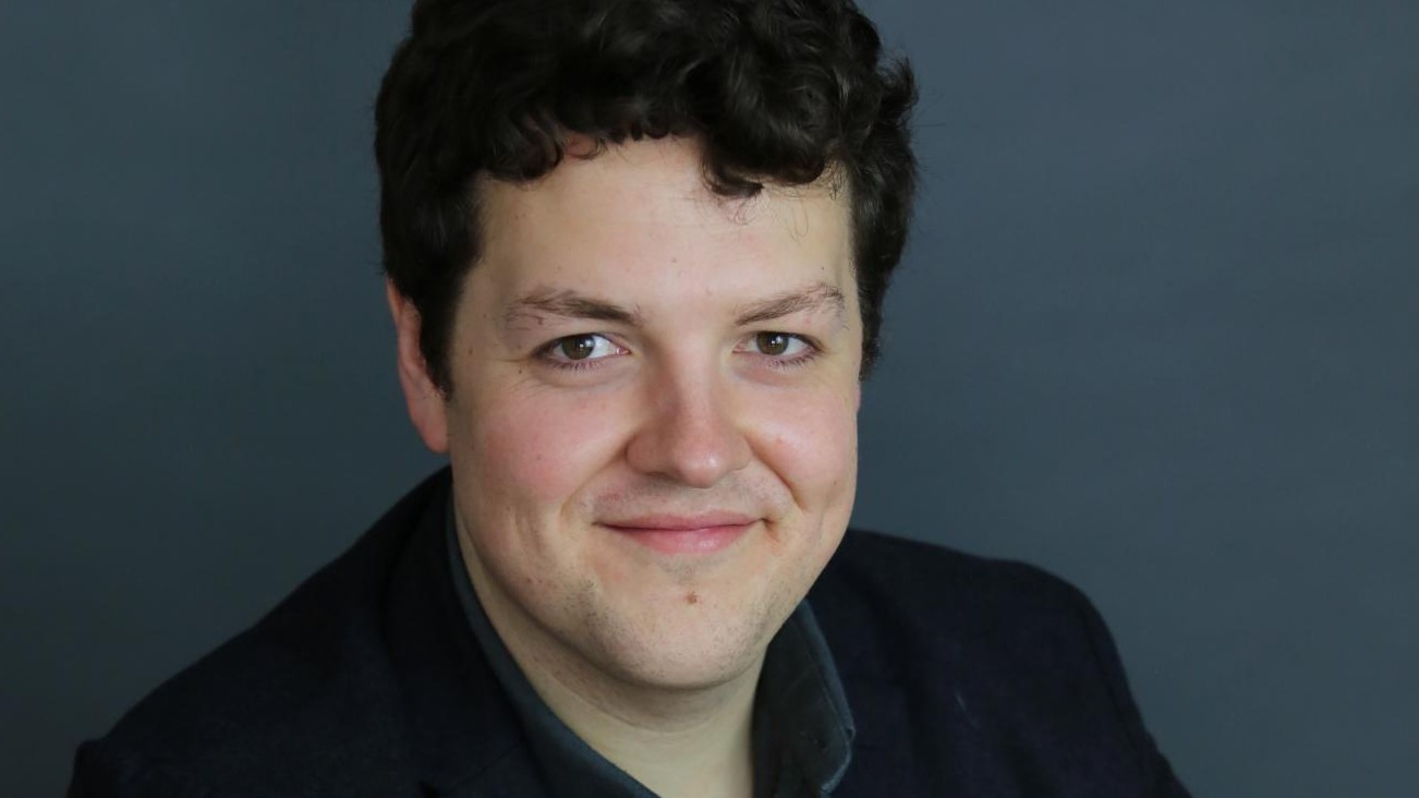 Der Bariton Benjamin Russell - "Manchmal bist du wie eine Requisite ...