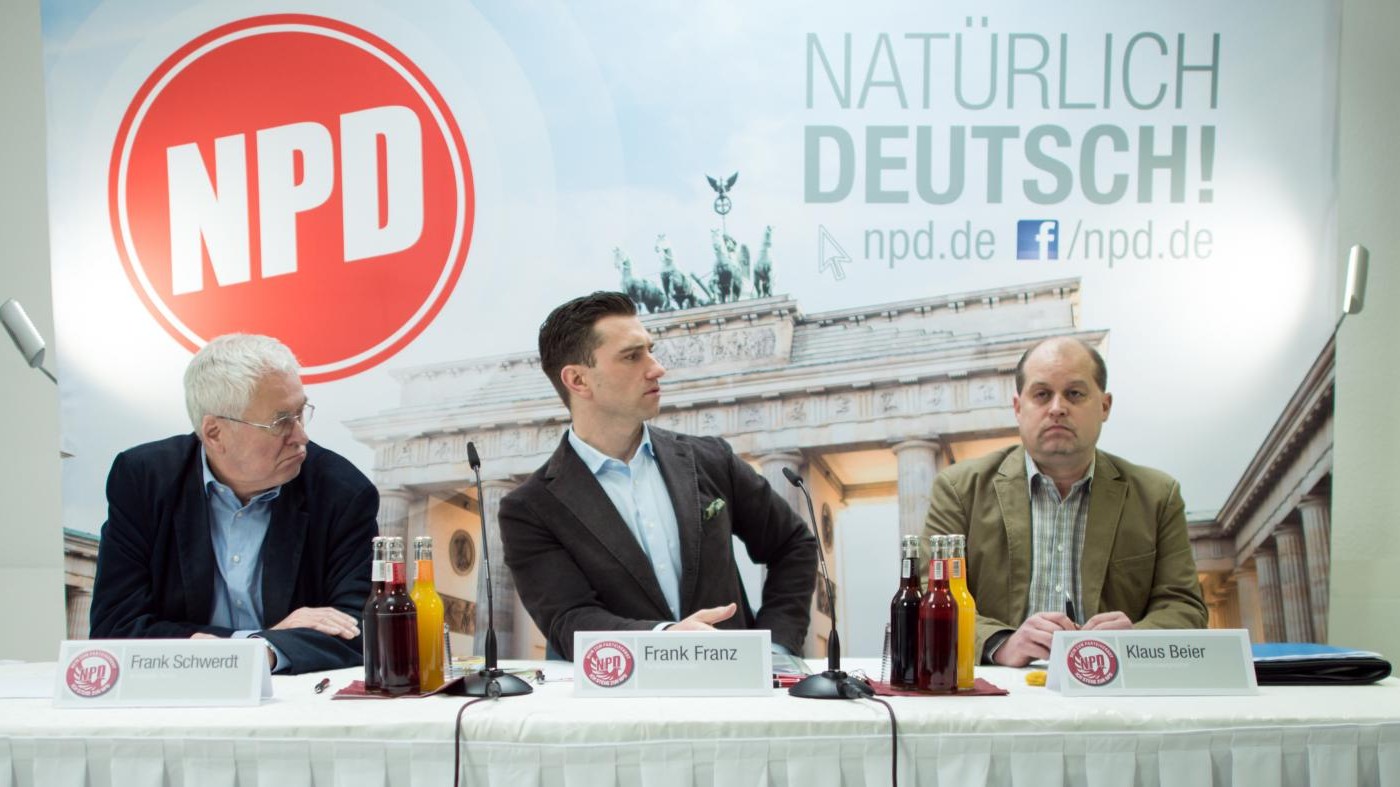 Entscheidung über NPD-Verbot - Großmaul-Partei oder reale Gefahr ...