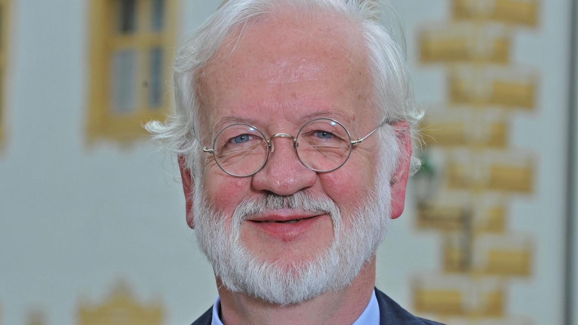 Publizist über Pfingsten und Glauben - "Es gehen mehr Menschen in die ...