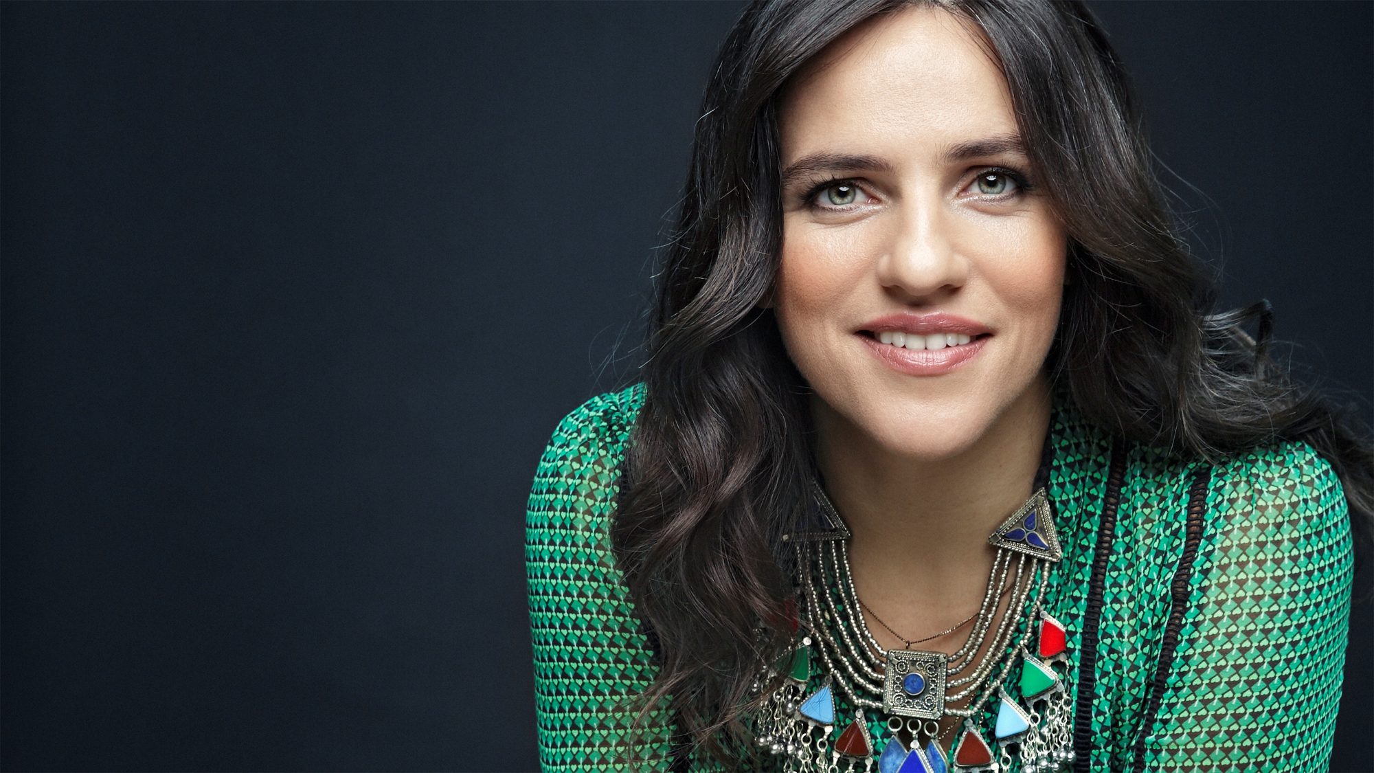 Sängerin Bea Palya - "Musik kann die Welt besser machen ...