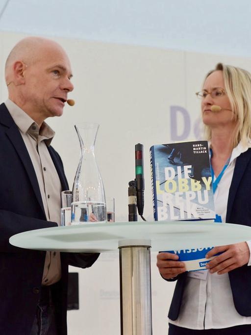 Uwe Ritzer, Markus Balser: "Lobbykratie" - Anrüchig, aber legal