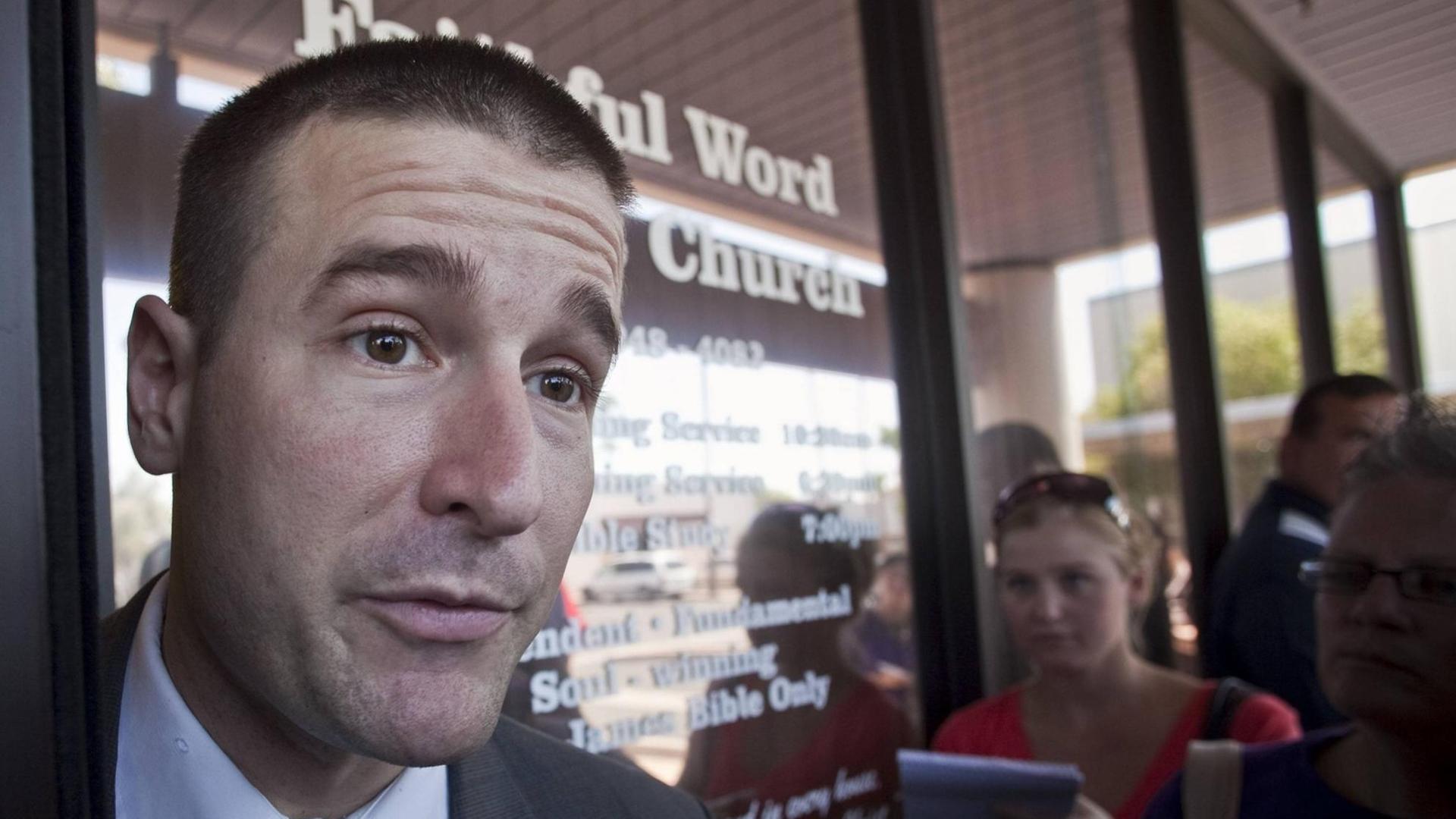 Südafrika - Umstrittener US-Prediger darf nicht einreisen