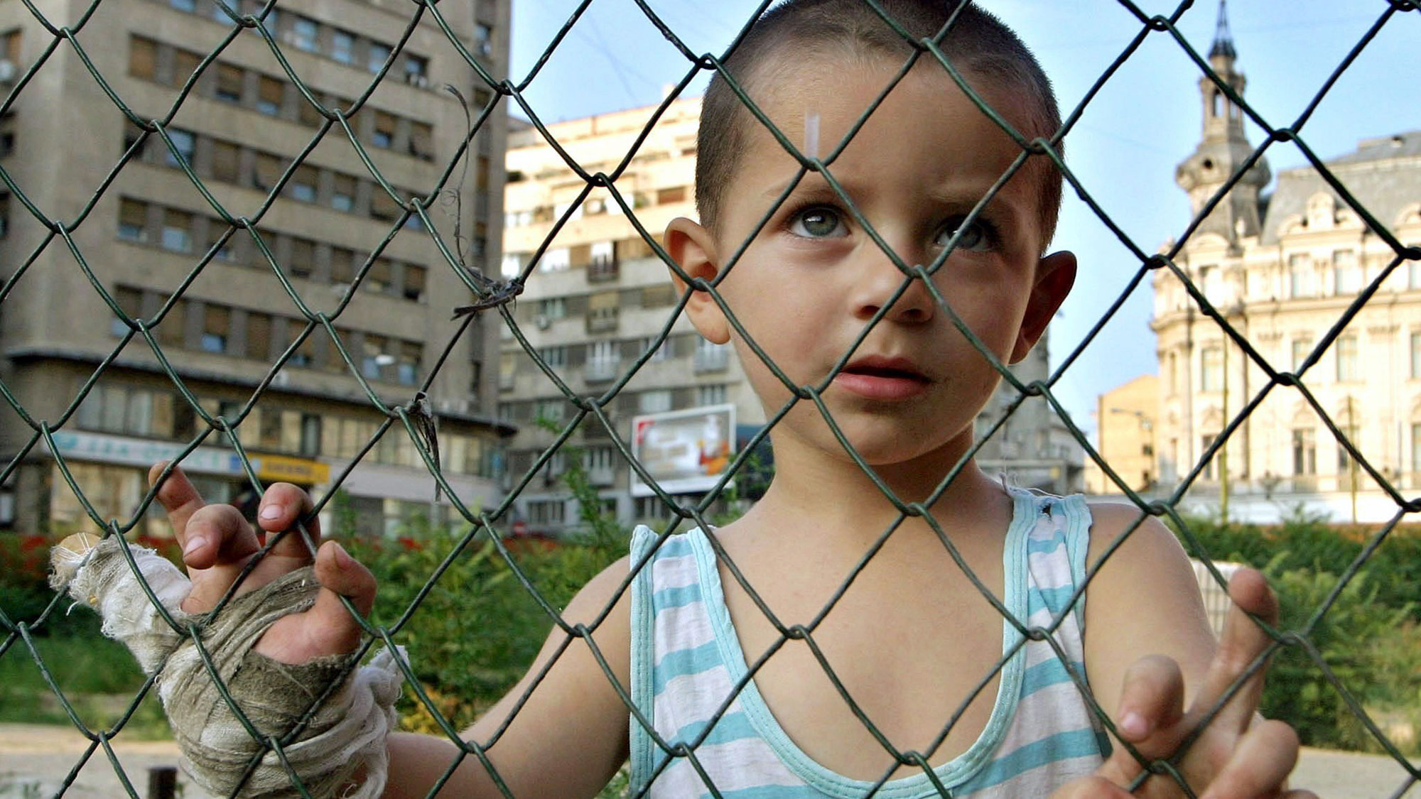 Kinder rumänischer Arbeitsmigranten - Wenn die Eltern ins Ausland gehen ...