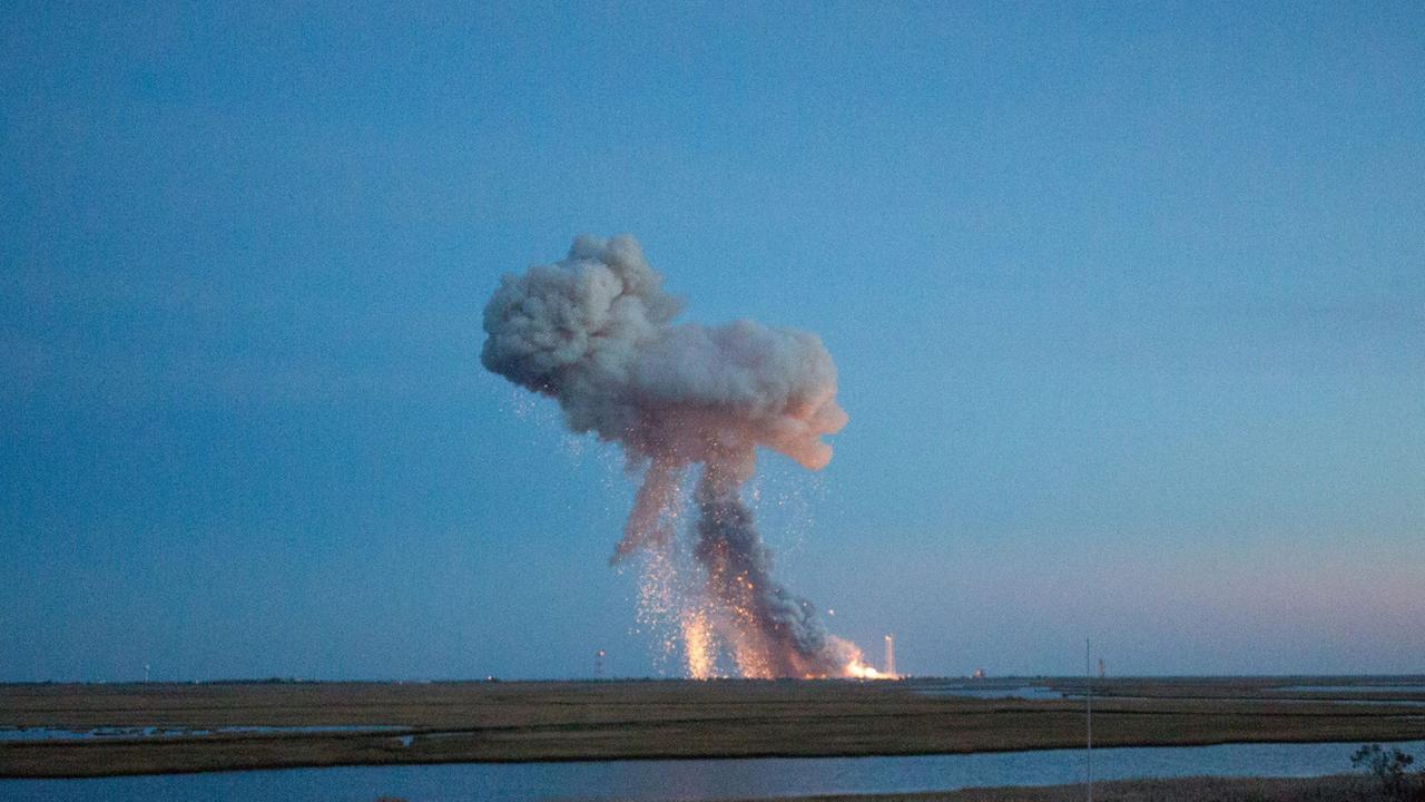 Raumfahrt - NASA-Rakete explodiert in den USA | deutschlandfunk.de
