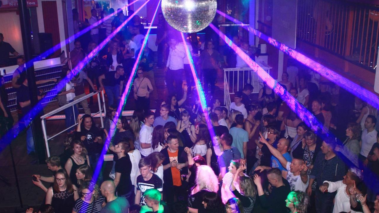 Neue Platten für den Dancefloor - Das muss man gehört haben ... im Club ...