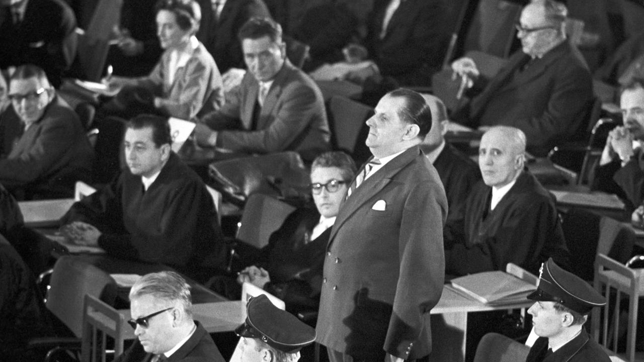 Weltdokumentenerbe - Tonprotokolle aus Auschwitzprozess