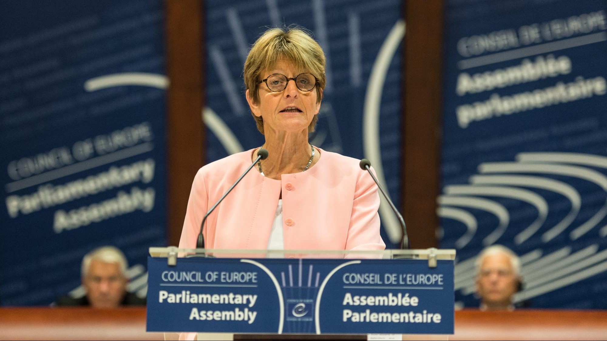 Anne Brasseur - Fifa fährt Kampagne gegen Kritikerin | deutschlandfunk.de