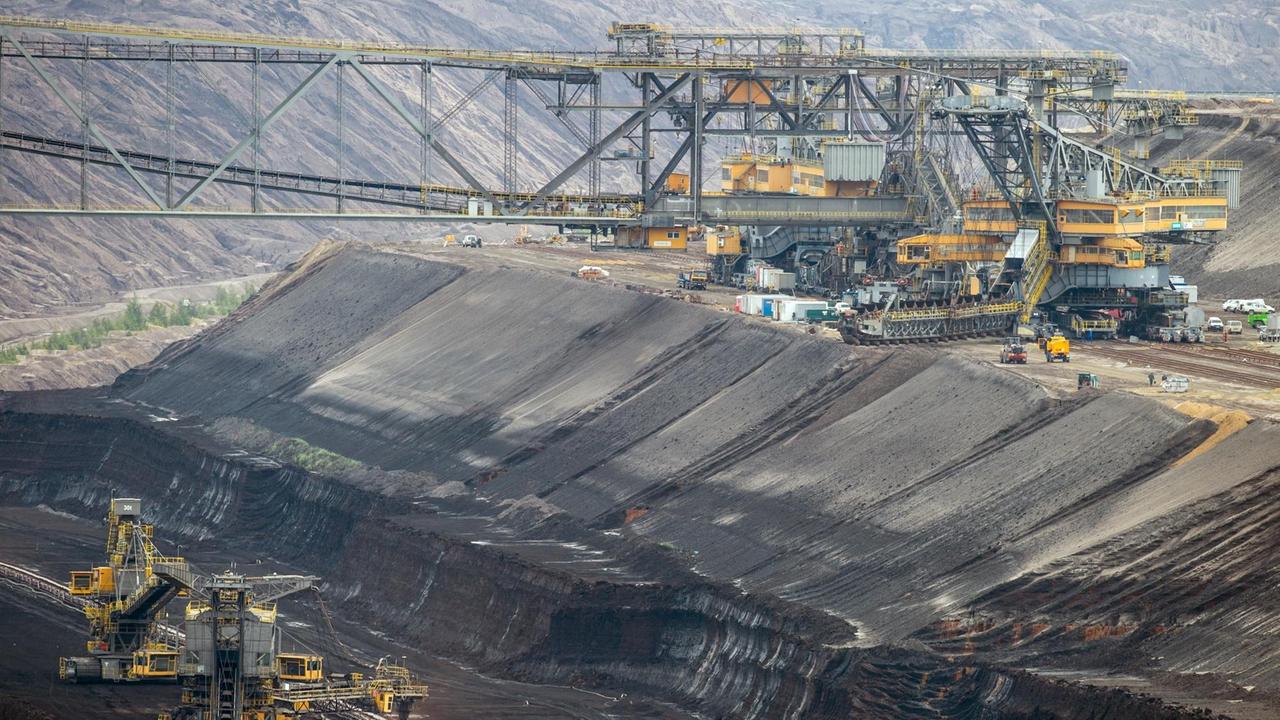 Bergsicherung im Erzgebirge - Aufräumen unter Tage | deutschlandfunk.de