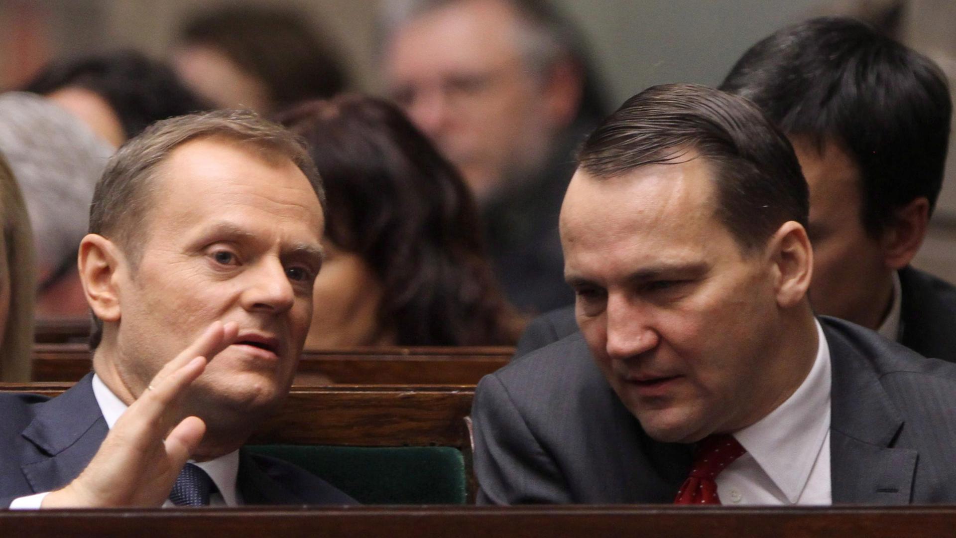 Polen - Ministerpräsident Tusk gewinnt Vertrauensfrage