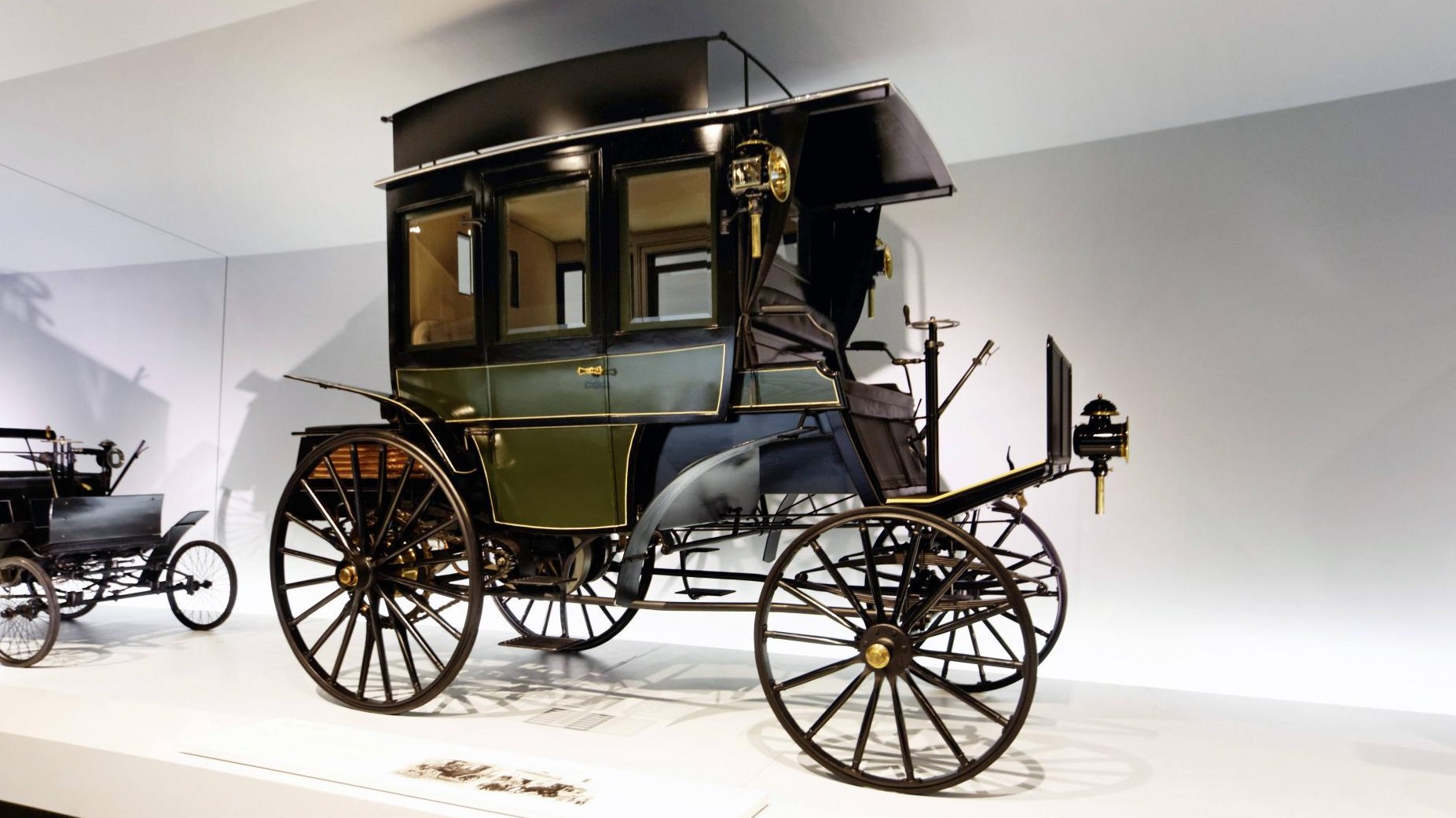 Vor 125 Jahren - Erste motorisierte Omnibuslinie der Welt ...