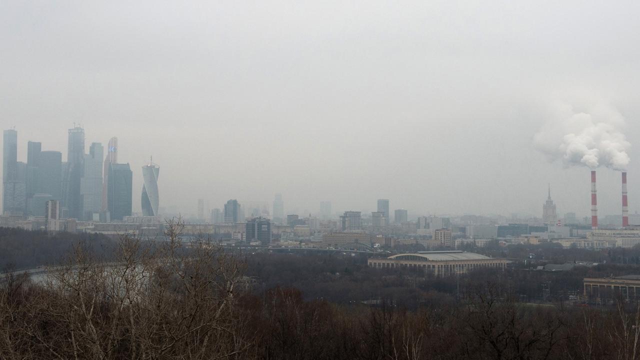 Russland - Rätselhafter Smog in Moskau