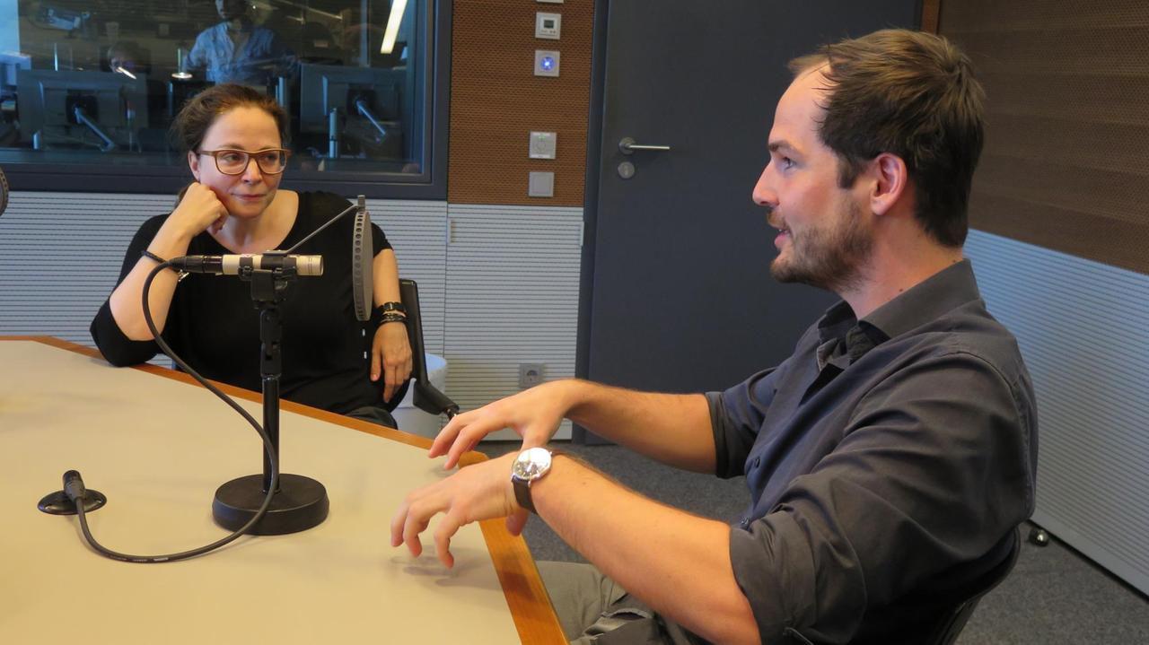 Thea Dorn und Max Czollek - Dürfen wir unser Land lieben? Und wer ist ...