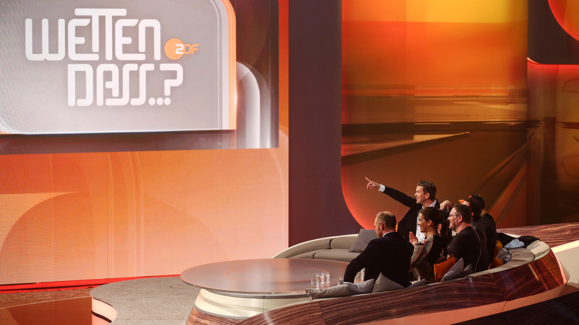 Aus den Feuilletons - Endlich vorbei | deutschlandfunkkultur.de