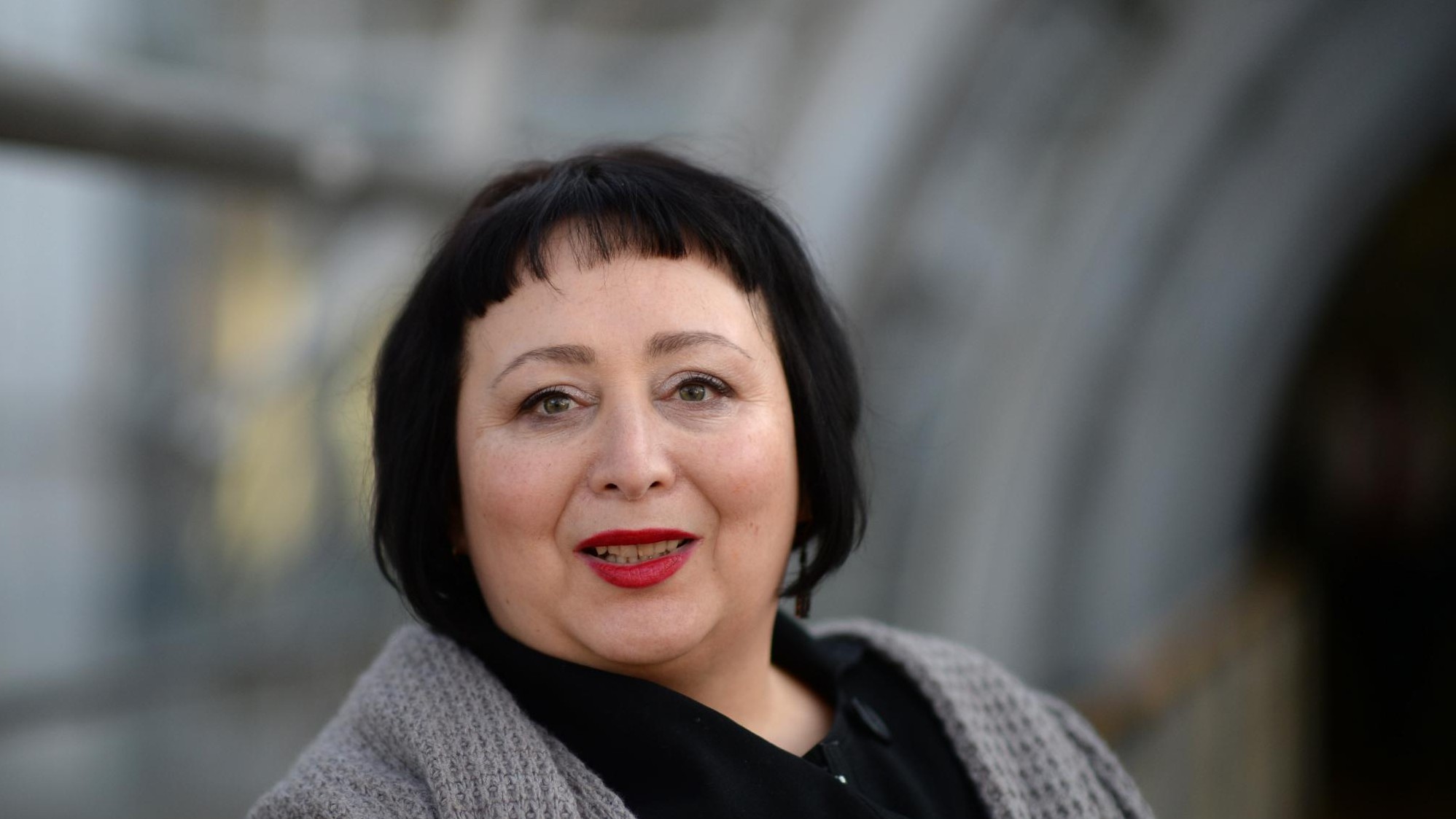 Julya Rabinowich - "Mir war es wichtig, schnell Deutsch zu lernen ...