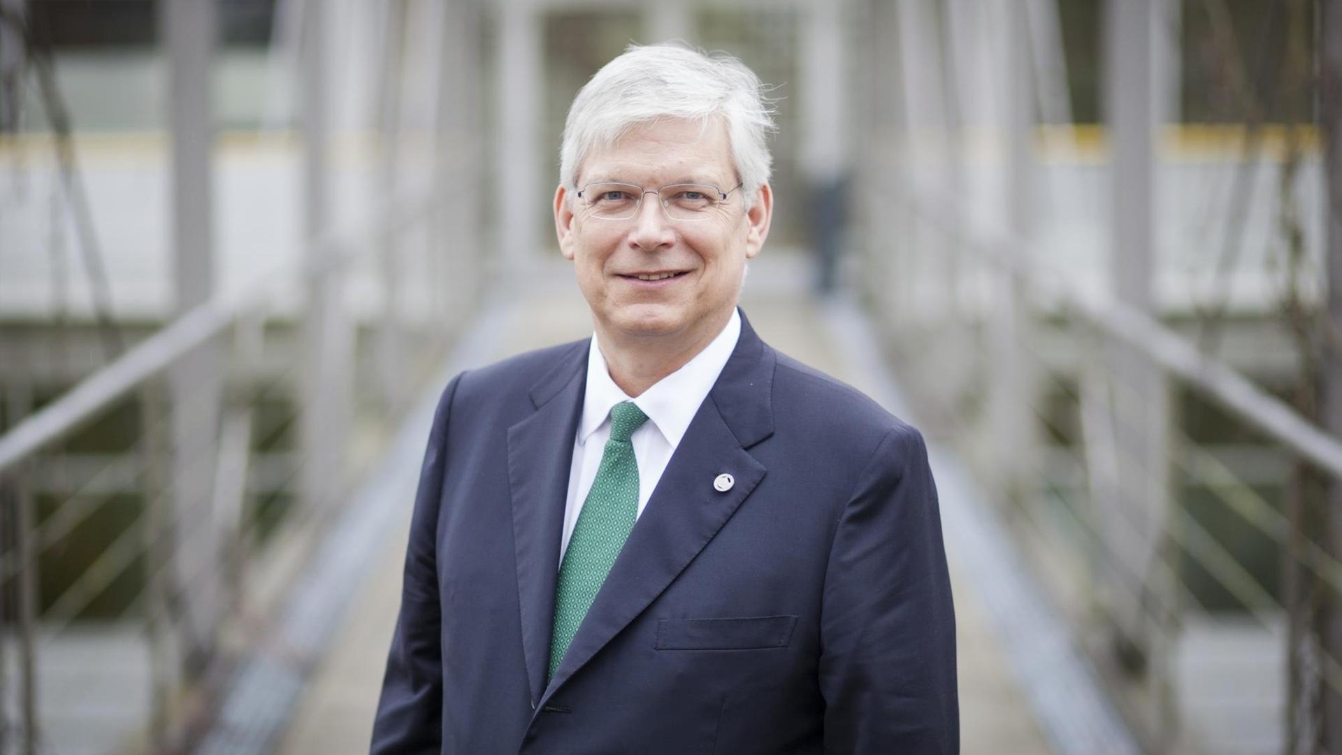 Auszeichung "Rektor des Jahres" - "Auf den Konsens kommt es an ...