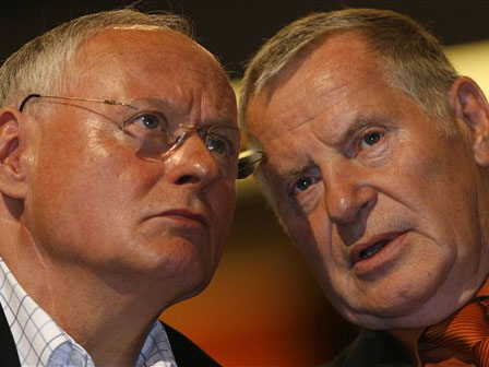 WASG und Linkspartei vereinigen sich | deutschlandfunk.de