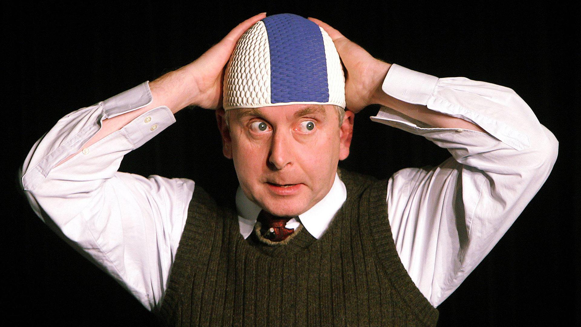 Erwin Grosche - Wie der Bienenstich in Paderborn dekoriert wird