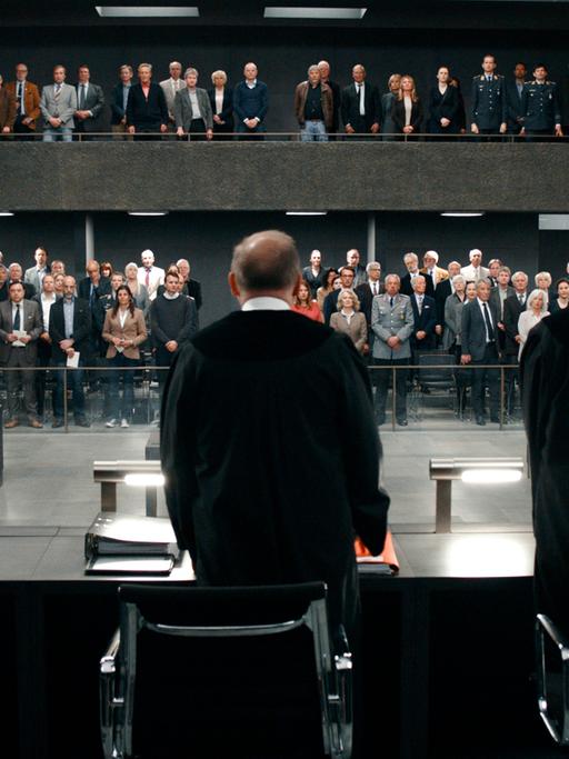 Aus den Feuilletons - "Das Buch wird bleiben" | deutschlandfunkkultur.de