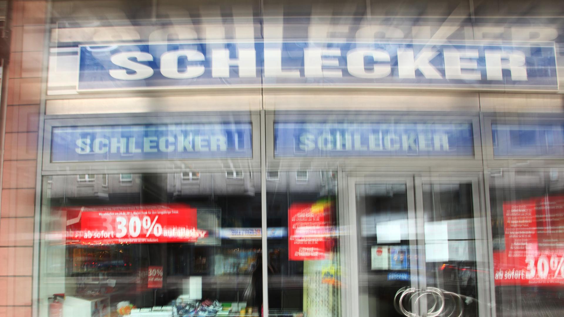 "Alles muss raus" - Klischeebeladenes Drama über die Schlecker-Frauen