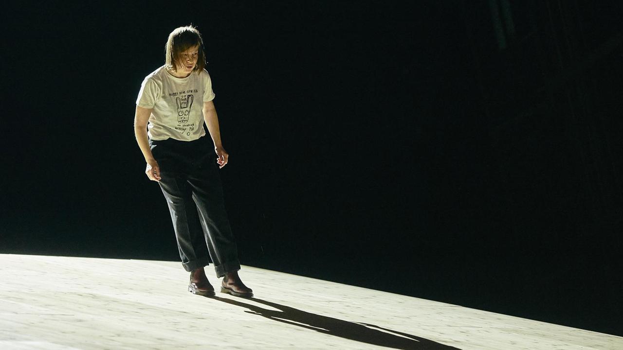 "Peer Gynt" in Bochum - Kein Bock mehr, auf den Mann zu warten ...