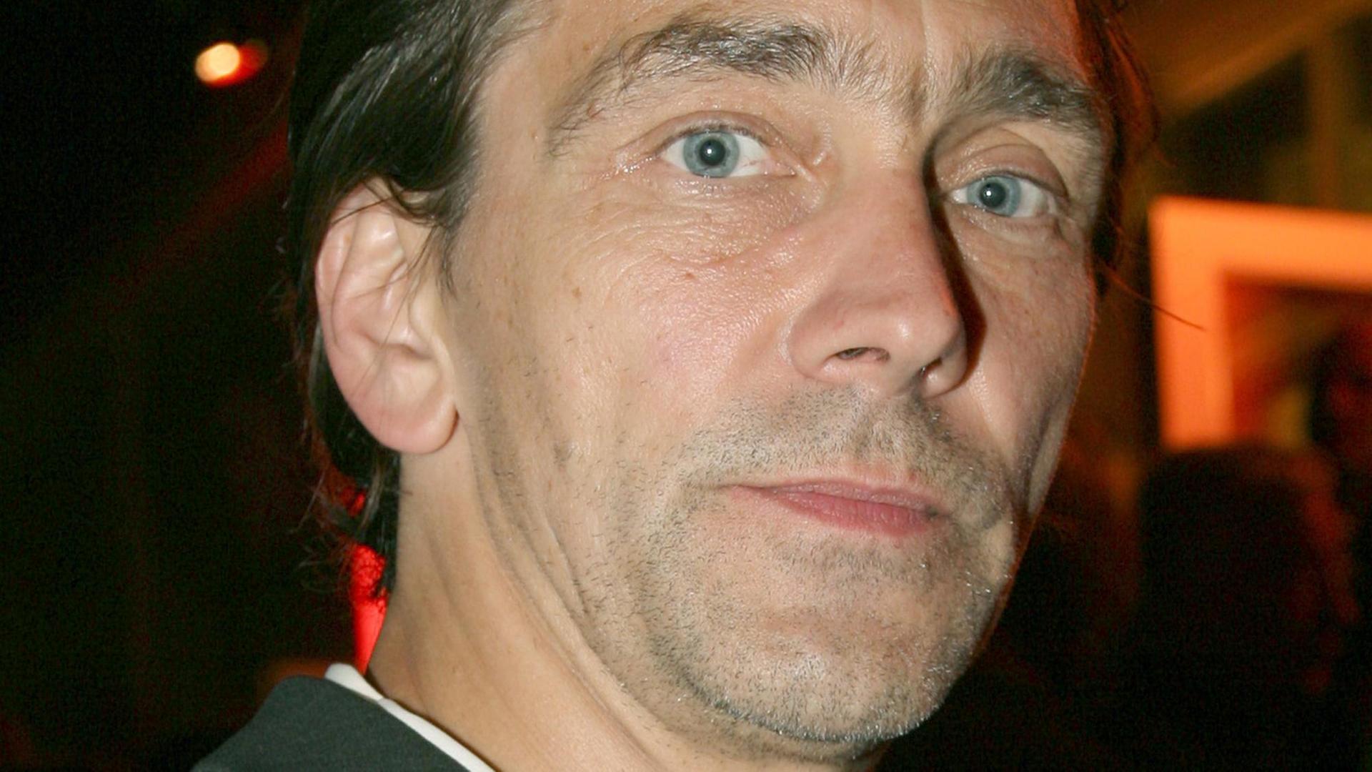 Faust I in Düsseldorf - Ein Leben auf des Messers Schneide ...