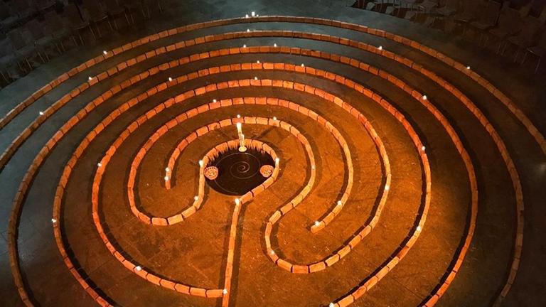 Der Mythos des Labyrinths - Umweg zur Mitte