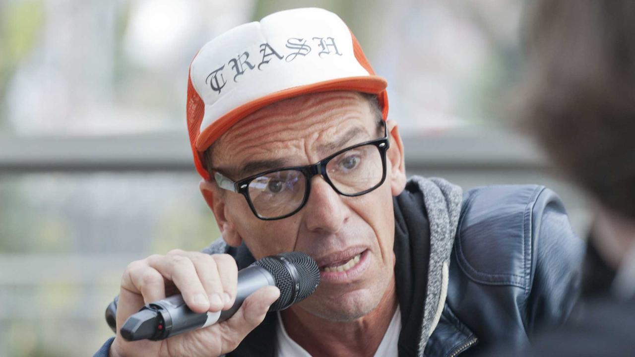 Fake News oder Wahrheit? - Tom Kummer – Händler der vielen Wahrheiten ...