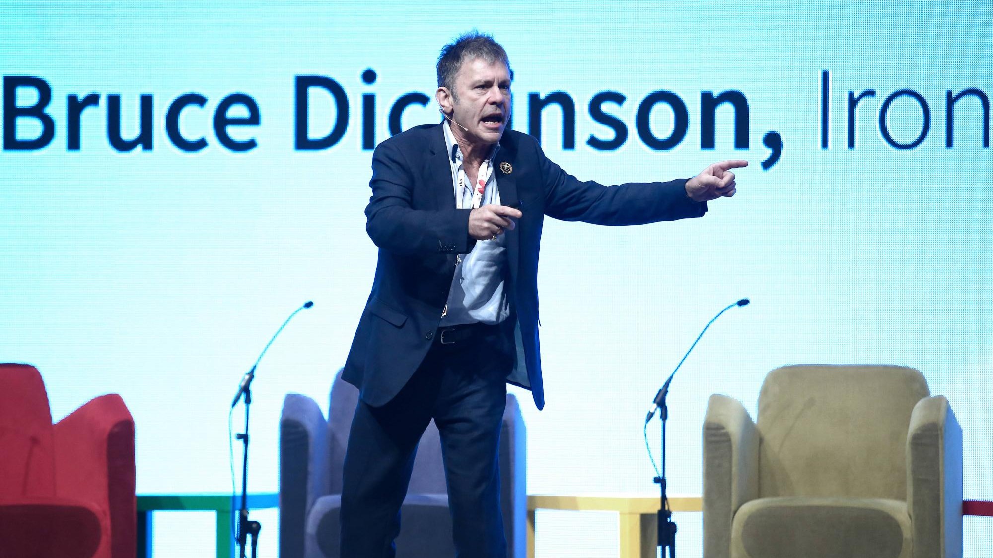 Bruce Dickinsons Autobiografie - Kleiner Mann, ganz groß ...