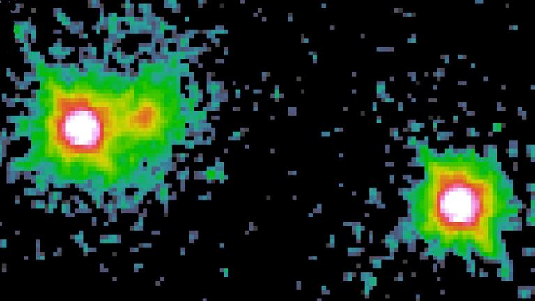 Einsteins gekrümmte Lichtstrahlen - Der Doppelquasar im Großen Wagen ...