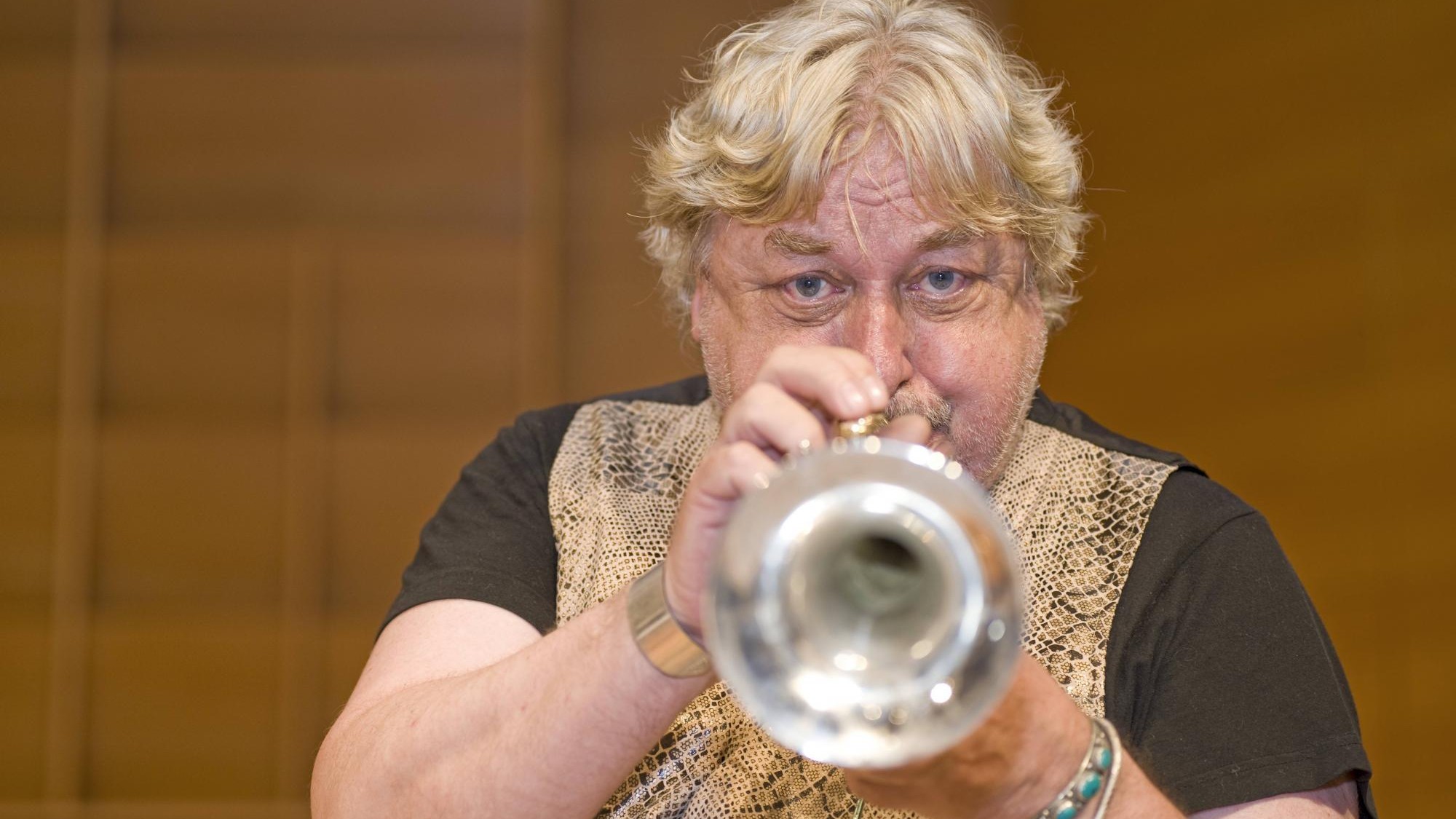 Trompeter Herbert Joos - Das Dunkle und das Schöne | deutschlandfunk.de