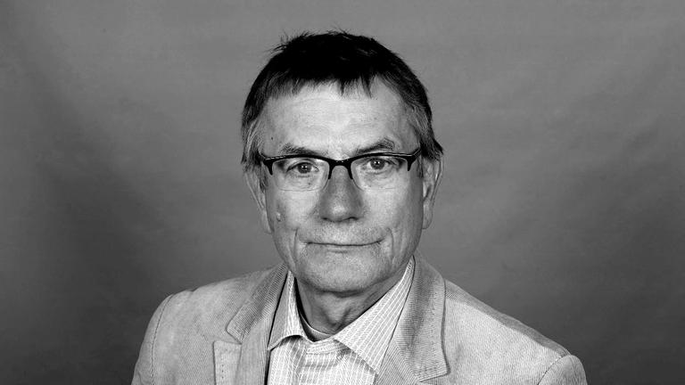 Jörg Armbruster bekommt Preis | nachrichtenleicht.de