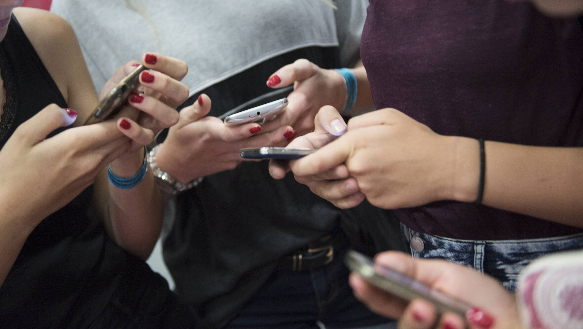 Mediensucht - Viele Bildschirme, viele Probleme | deutschlandfunk.de