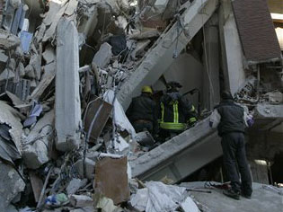 Großpanorama zwischen Ernst, Hohn und Slapstick | deutschlandfunkkultur.de