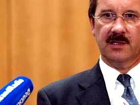 "Gerster genießt kein Vertrauen mehr in der Öffentlichkeit ...